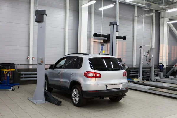 Automotive repair Stock Photos, Royalty Free Automotive repair Images ...