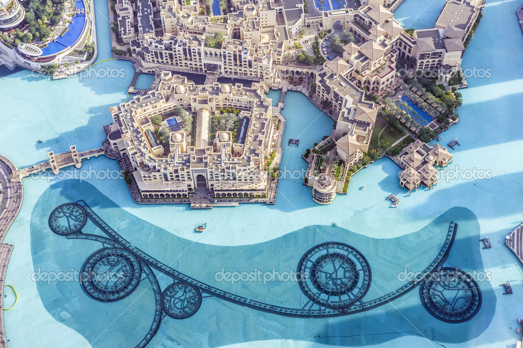 View on Dubai from the highest tower in the world — Stock Editorial ...