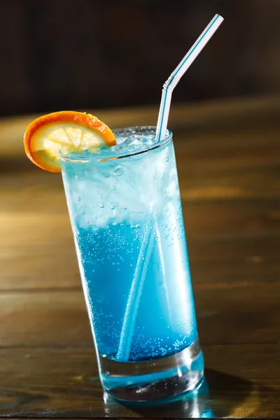 Rum azul fotos de stock, imágenes de Rum azul sin royalties | Depositphotos