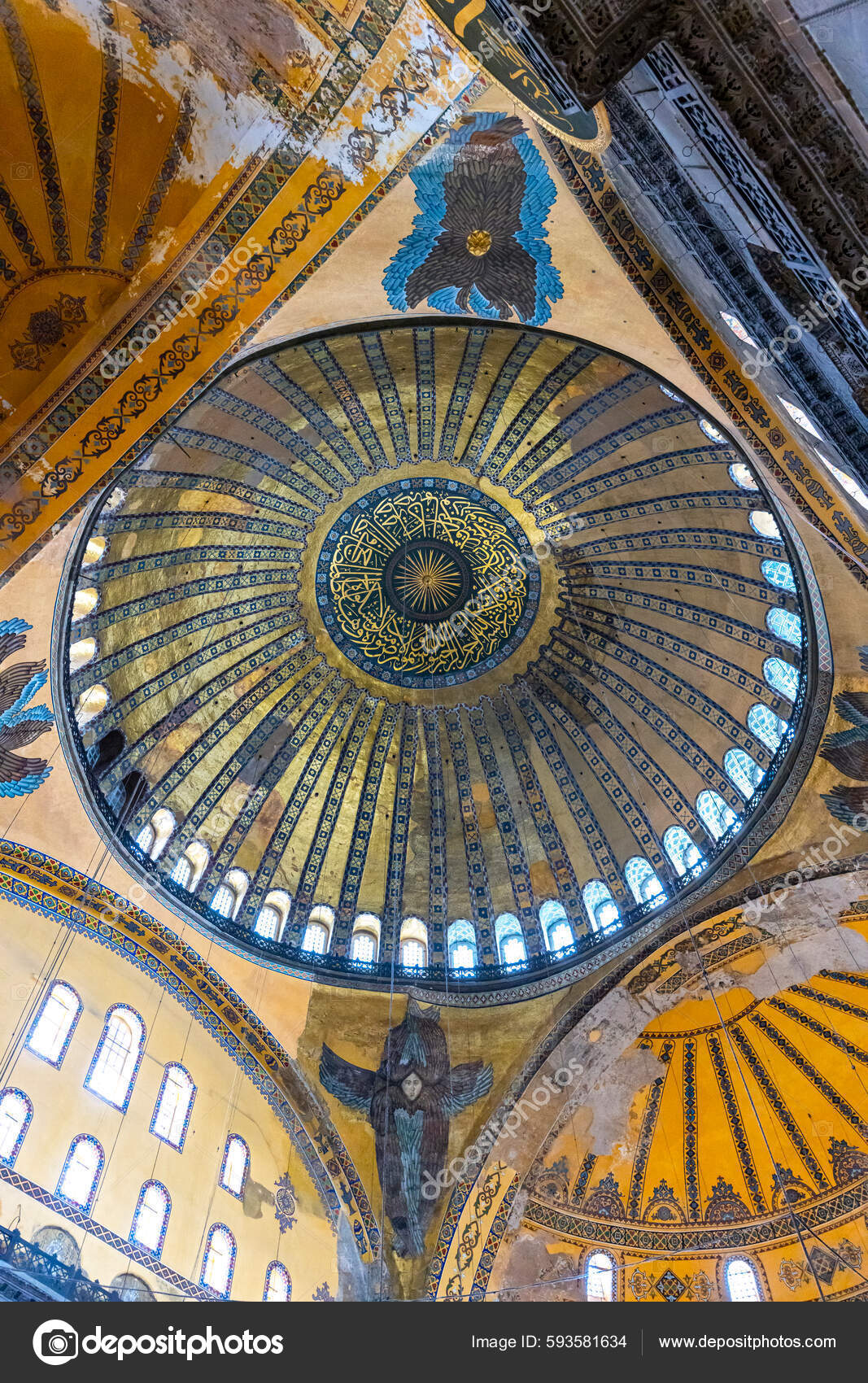 Detail Dome Hagia Sophia Mosque Istanbul Stock Photo by ©jukai5 593581634