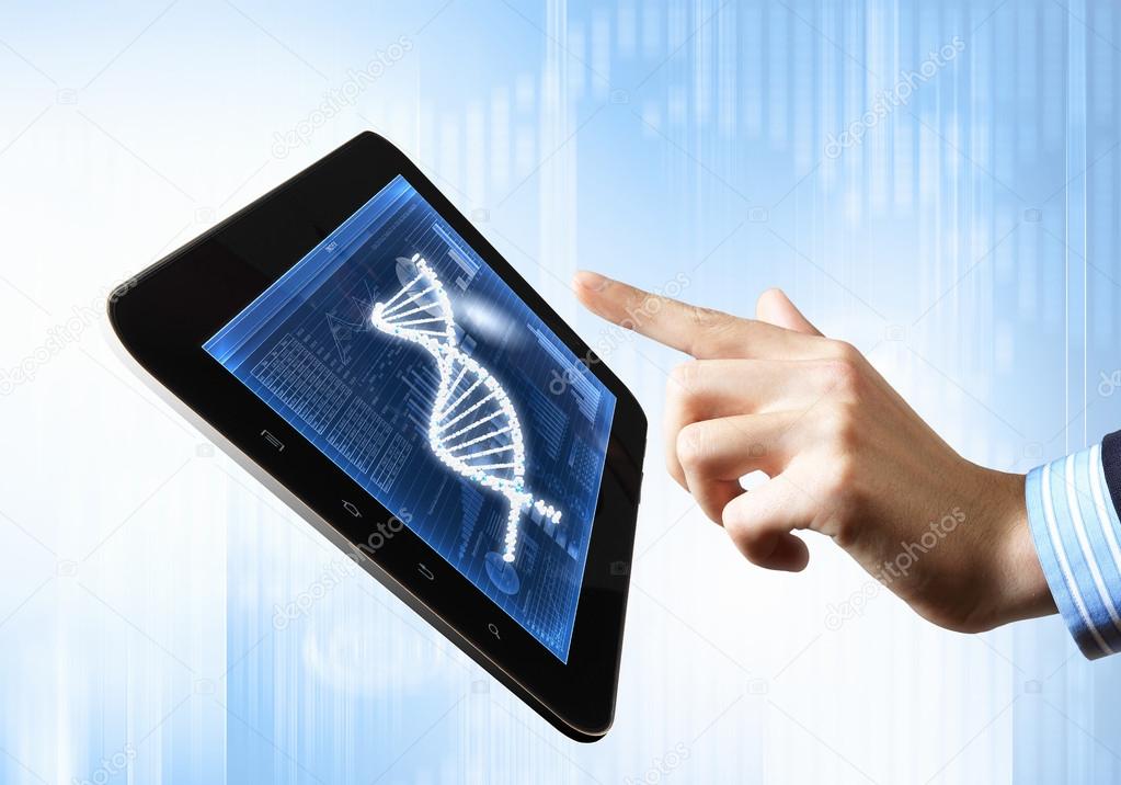 Filamento de ADN en la pantalla de la tableta — Foto de stock ...
