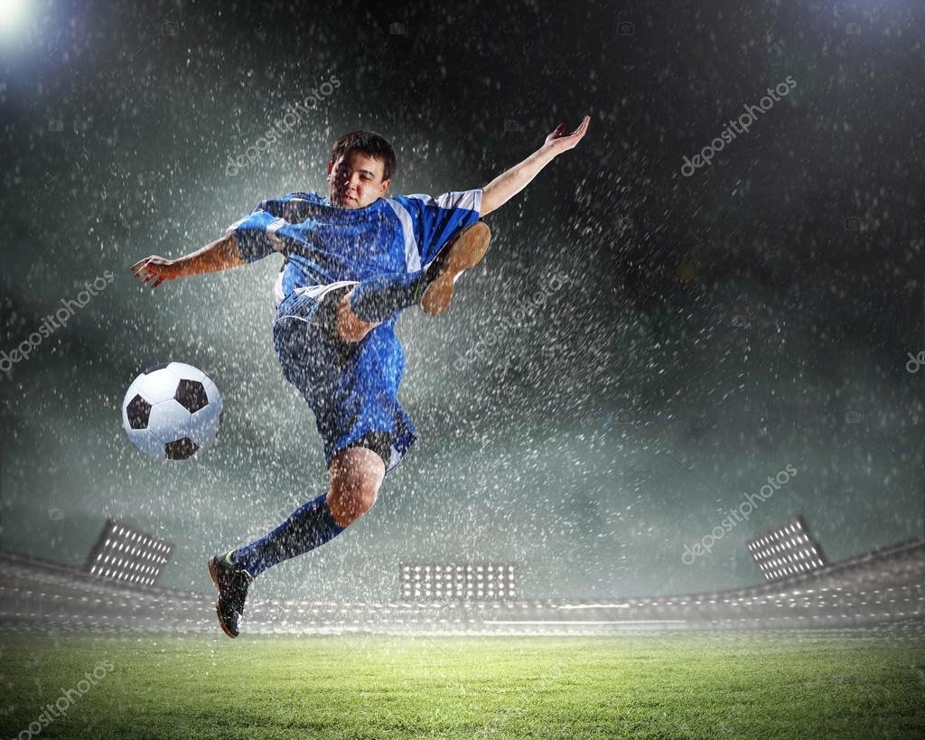 Football player — Stock Photo © SergeyNivens #29941597