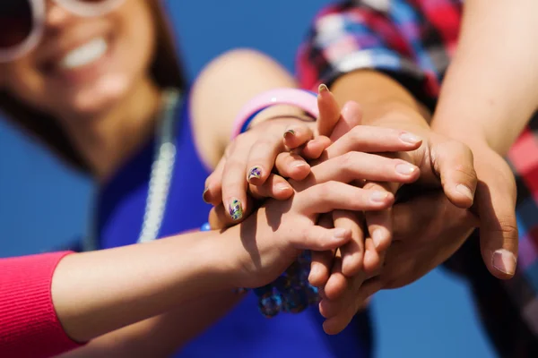 Solidaridad fotos de stock, imágenes de Solidaridad sin royalties ...