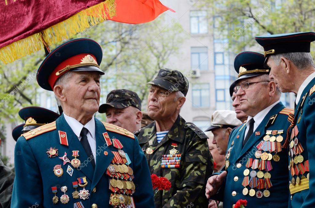 Old veterans come to celebrate Victory Day in commemoration of Soviet ...