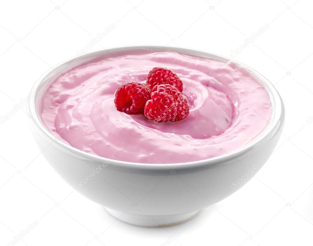 Taza de yogur rosa — Fotos de Stock © magone #37116135