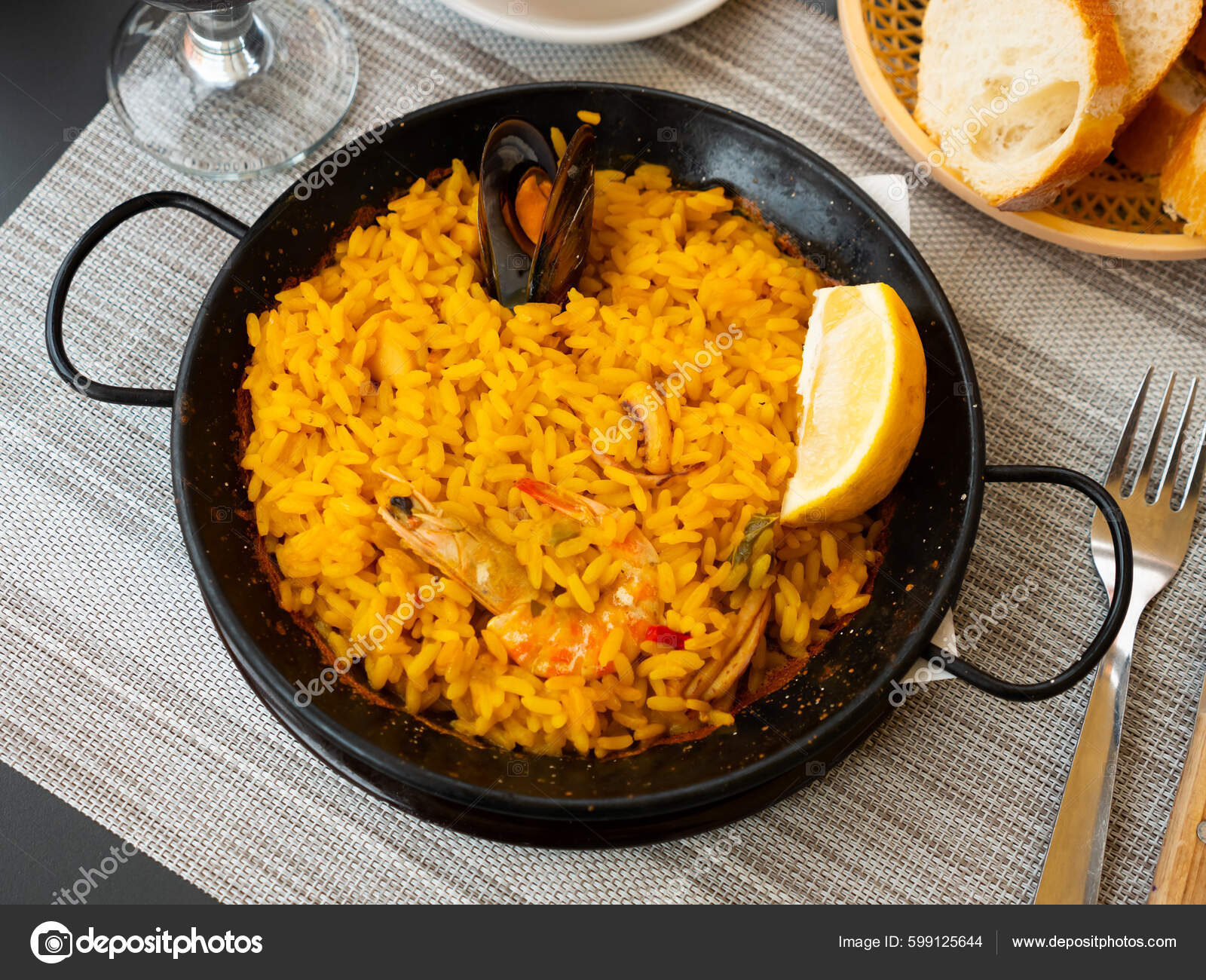 Spanish Paella Plating