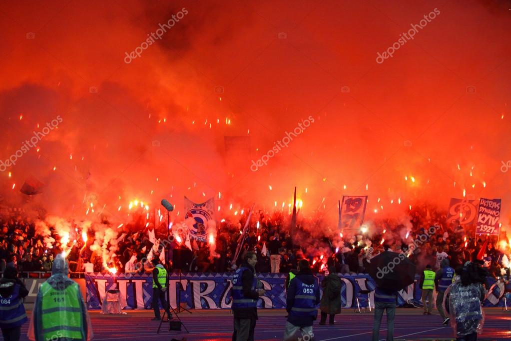 FC Dynamo Kyiv ultra supporters – Stock Editorial Photo © katatonia82 ...