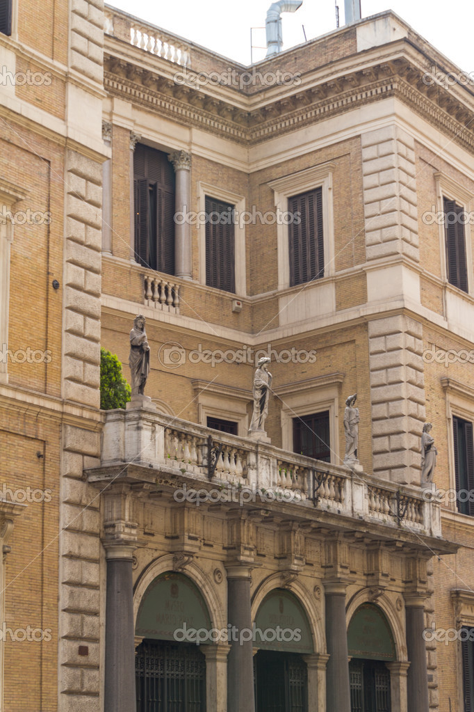 Rome, Italy. Typical architectural details of the old city — Stock ...