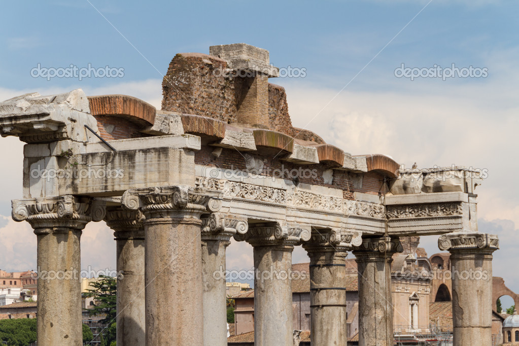 Building ruins and ancient columns in Rome, Italy Stock Photo by ...