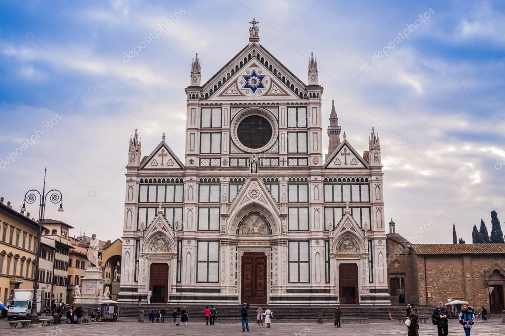 The Basilica di Santa Croce famous Franciscan church on Florence ...