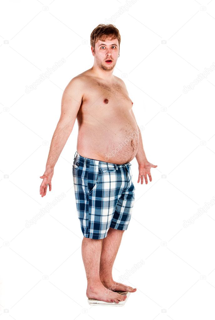 Sobrepeso, hombre gordo y escamas. 2022