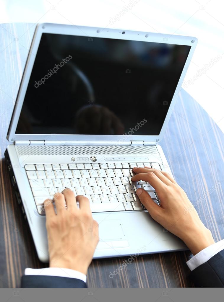 Person Typing on a modern laptop in an office — Stock Photo ...