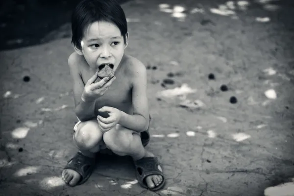 ᐈ Hungry kid stock pictures, Royalty Free hungry kid photos | download ...
