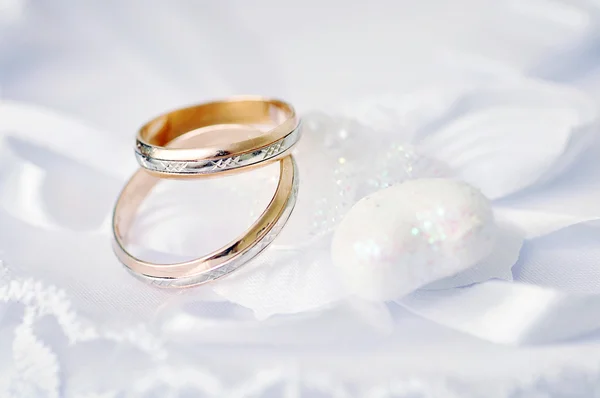 Gold wedding rings — Stock Photo © prg0383 #13712339