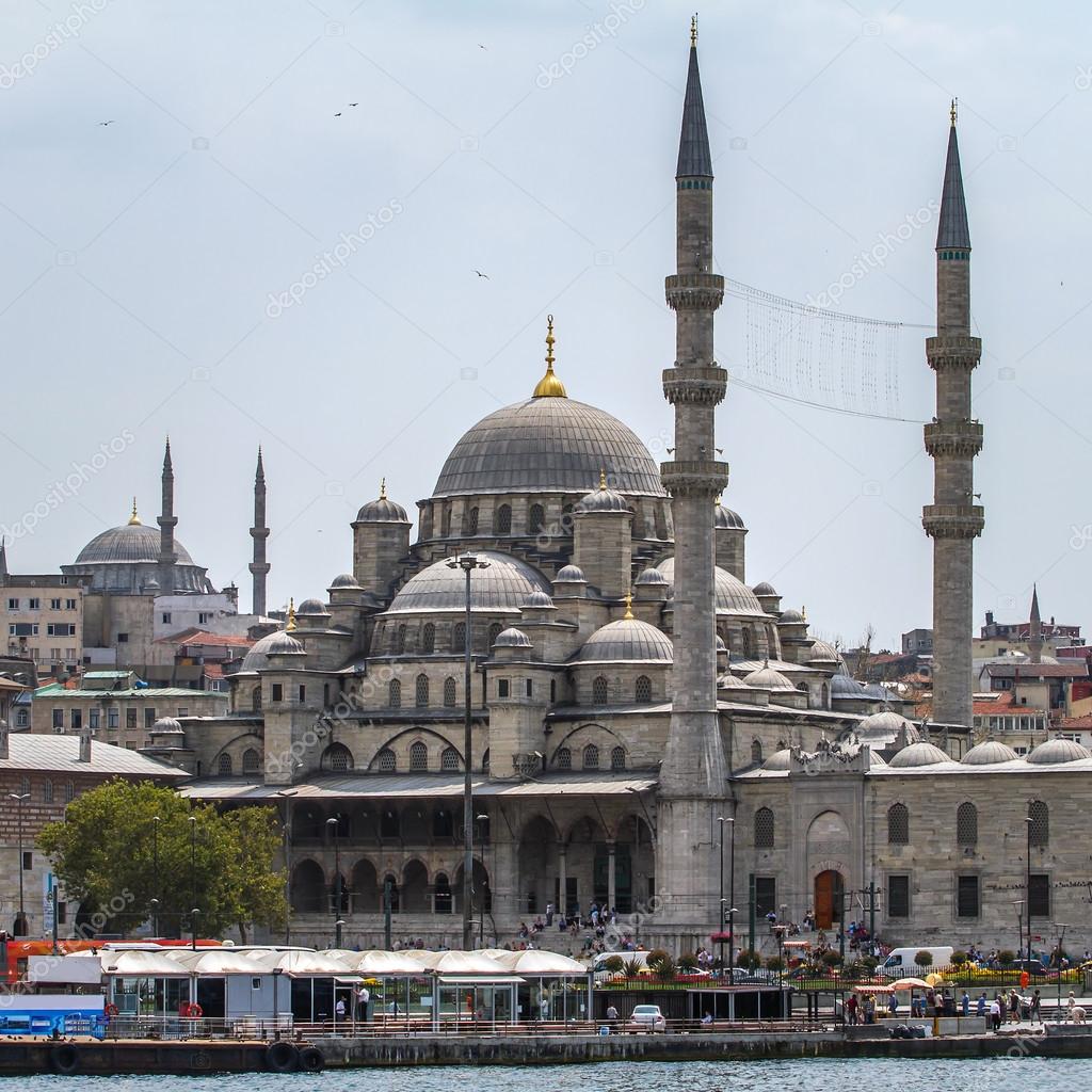 İstanbul Eminönü bölgesinde, Türkiye'nin yeni Camii (yeni cami) — Stok ...