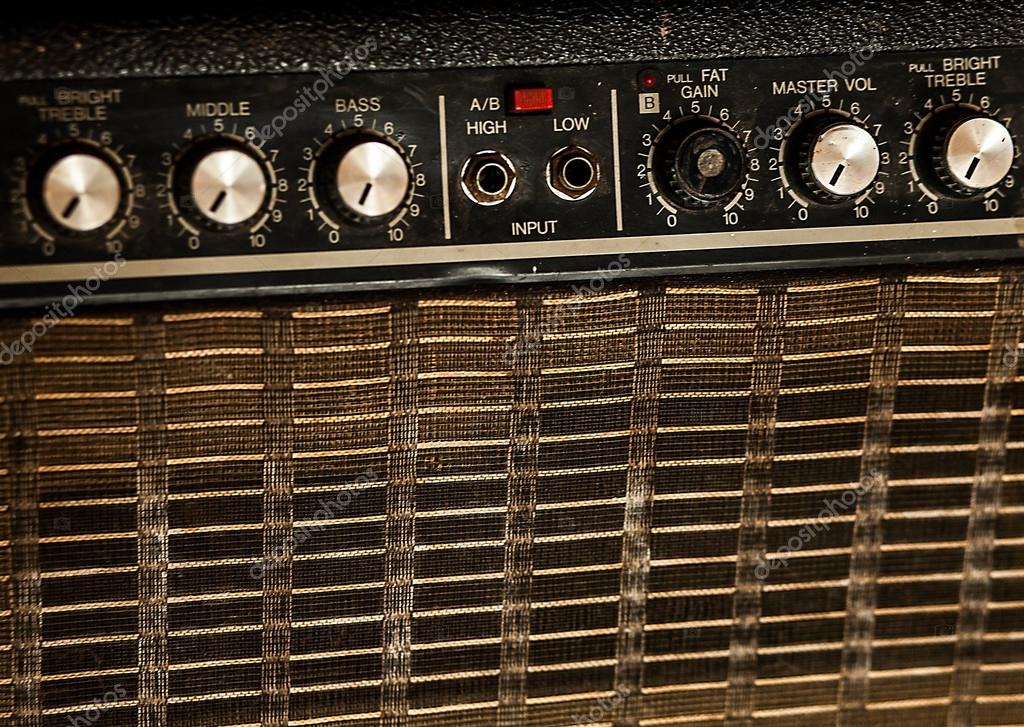Vintage guitar amplifier — Stock Photo © innervision #23592033