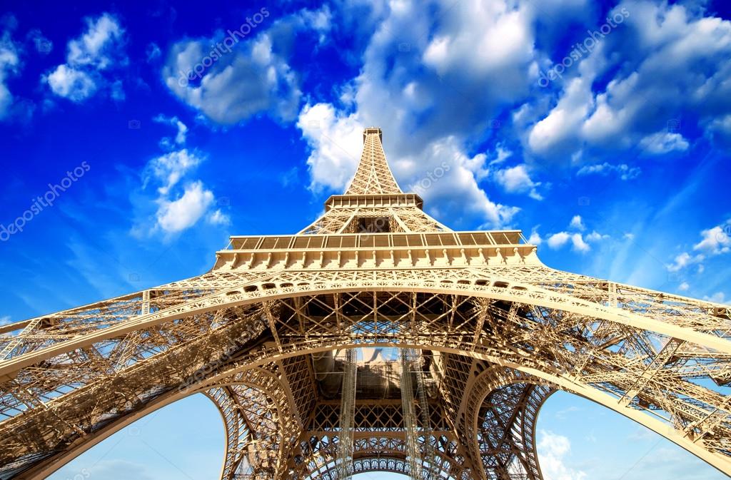 Paris. Powerful structure of Magnificent Eiffel Tower at sunset Stock ...