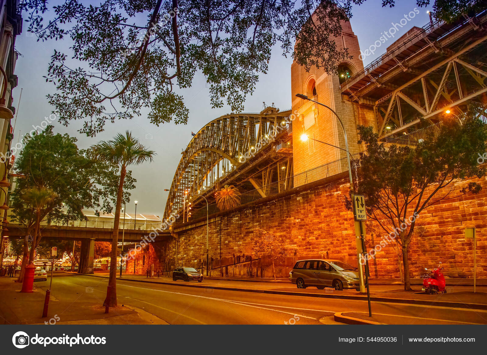 Side View Sydney Harbour Bridge Dusk Walsh Bay — Stock Photo © jovannig ...