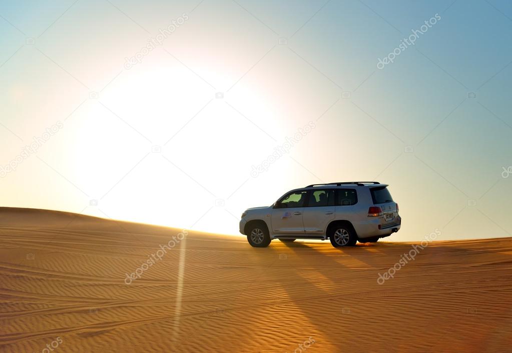 DUBAI, UAE - SEPTEMBER 12: The Dubai desert trip in off-road car ...