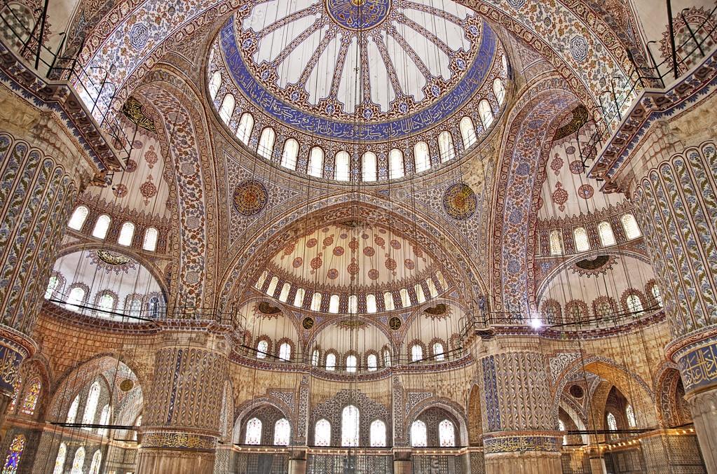 Sultanahmet Blue mosque interior - dome — Stock Photo © le_vent_nous ...