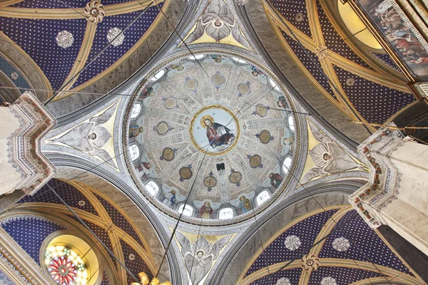 Hagia Triada (Holy Trinity) Church, Istanbul, Turkey — Stock Photo © le ...
