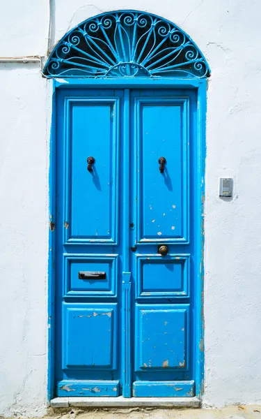 Blue door Stock Photos, Royalty Free Blue door Images | Depositphotos