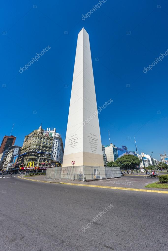 El Obelisco (El Obelisco) en Buenos Aires. 2025