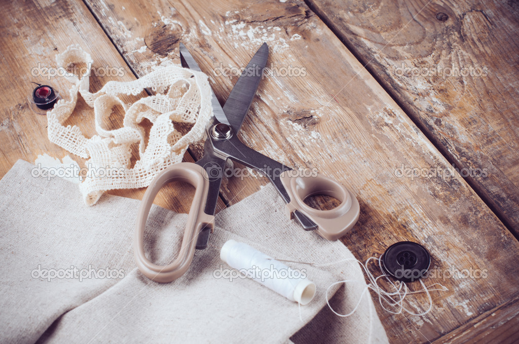 Rustic sewing background Stock Photo by ©manera 39705341