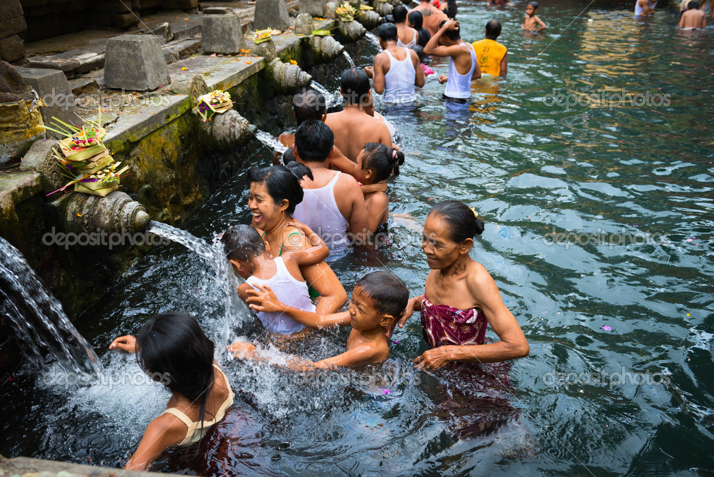 Purification in sacred holy spring water, Bali – Stock Editorial Photo ...