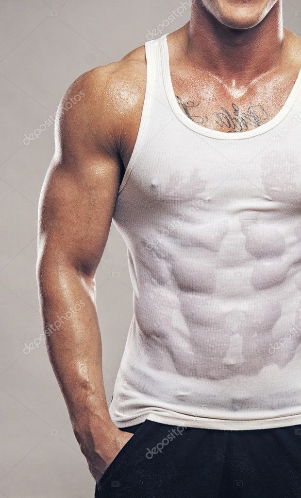 Torso del hombre muscular — Foto de stock © fxquadro #43742793