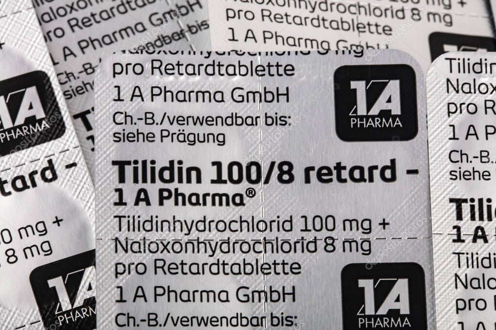 WETZLAR, ALEMANIA 2022-04-21: Blisters of TILIDIN PAINKILLER. Tilidin ...