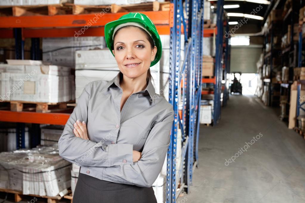 Confident Female Supervisor With Arms Crossed — Stock Photo ...