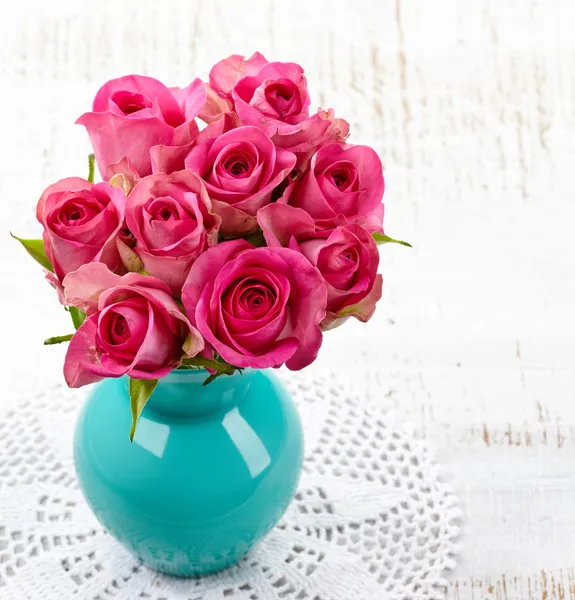 Pink roses in vase Stock Photos, Royalty Free Pink roses in vase Images ...