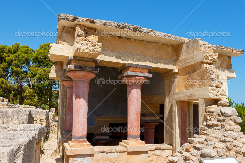 Lustral Basin. Palace of Knossos, Crete, Greece Stock Photo by ©Arsty ...