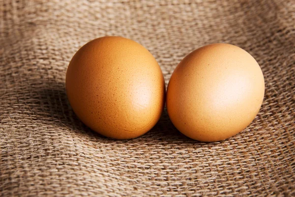 Dos huevos fotos de stock, imágenes de Dos huevos sin royalties ...