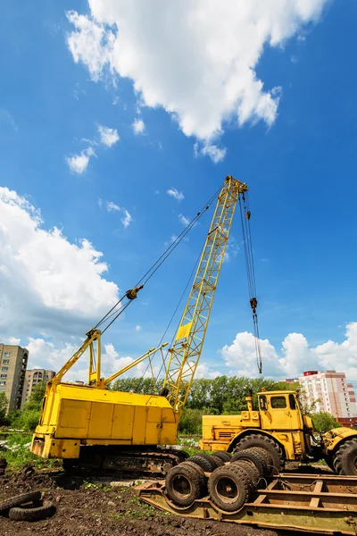 52 Mobile caterpillar crane Stock Photos | Free & Royalty-free Mobile ...