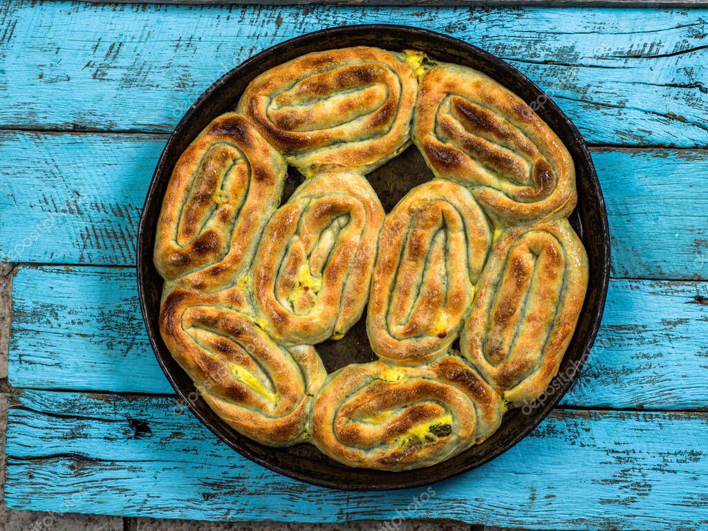 Eid Mubarak Cena tradicional Ramadán Iftar. Surtido de sabrosa comida ...