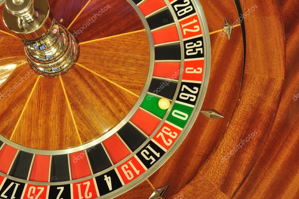 Roulette wheel Stock Photo by ©tony4urban 41022857