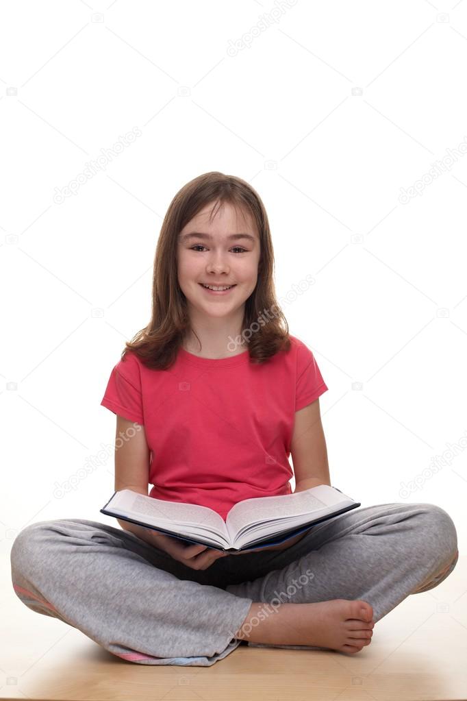 Girl reading a book Stock Photo by ©gbh007 32709327