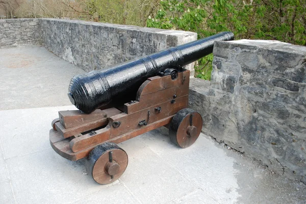 Cannon 17th century Stock Photos, Royalty Free Cannon 17th century ...