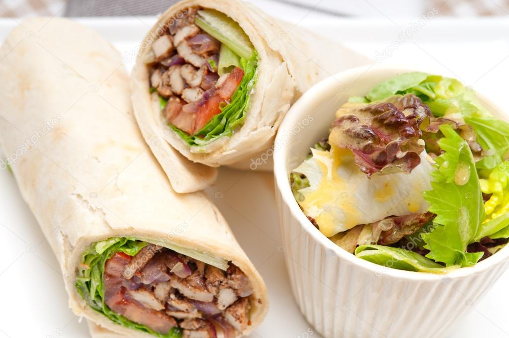 Kafta shawarma chicken pita wrap roll sandwich — Stock Photo © keko64 ...