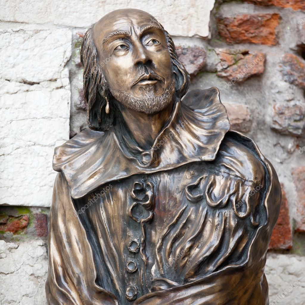 William Shakespeare statue — Stock Photo © csakisti #35982235 William Shakespeare statue — Stock Photo © csakisti #35982235