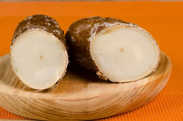 Mandioca fotos de stock, imágenes de Mandioca sin royalties | Depositphotos