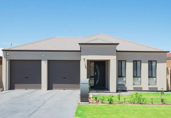 Techo house Stock Photos, Royalty Free Techo house Images | Depositphotos