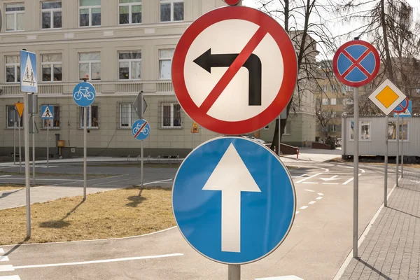 Moscow road signs Stock Photos, Royalty Free Moscow road signs Images ...