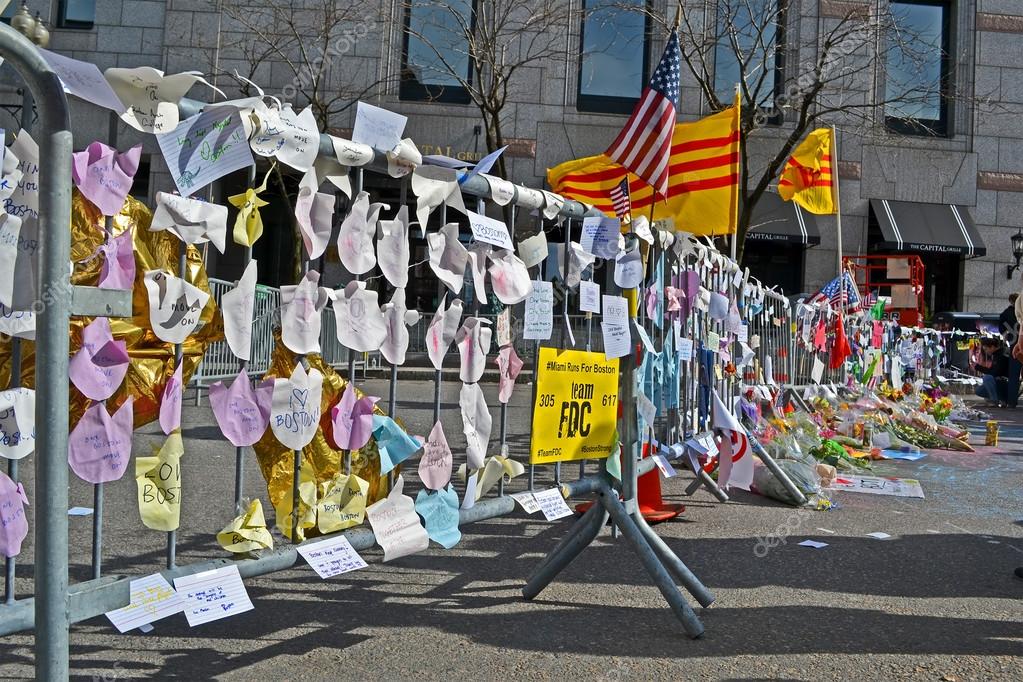 Memorial set up on Boylston Street in Boston, USA. — Stock Editorial ...