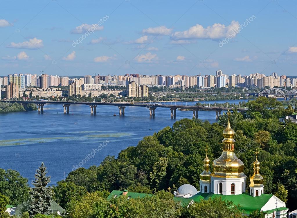 Kiev-Pechersk Lavra, Dnieper river, Kiev landscape, summer. — Stock ...