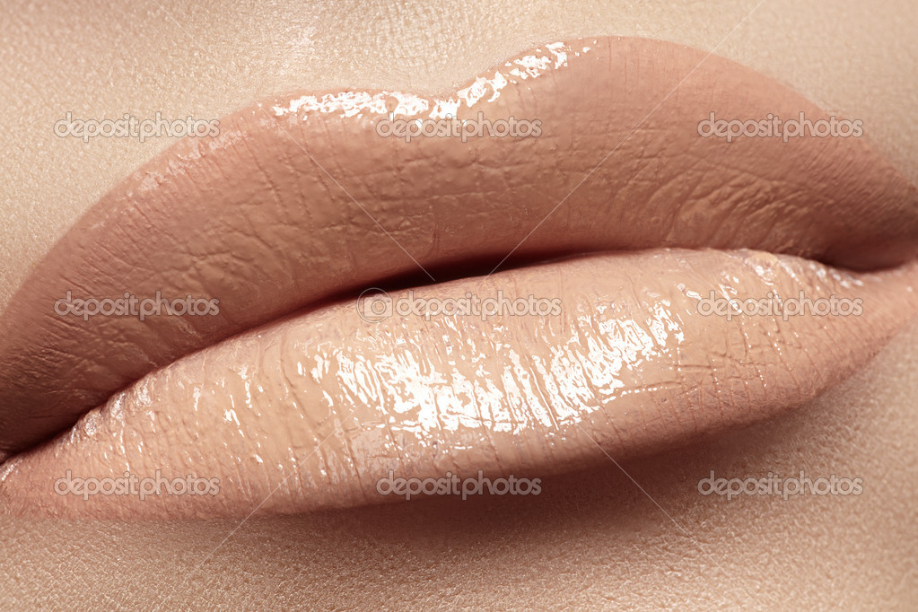 Beautiful female with shiny lips close-up — Stock Photo © Seprimoris ...