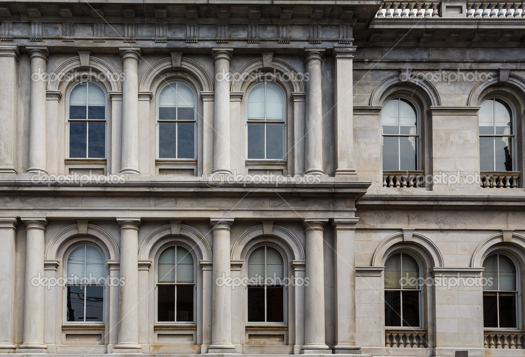 Columns and Arches in Classic Stone Building — Stock Photo © dbvirago ...
