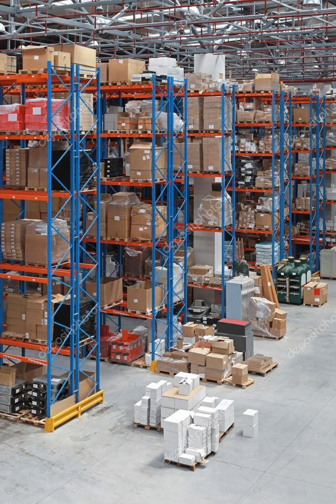 Almacén — Foto de stock © Baloncici #20170613